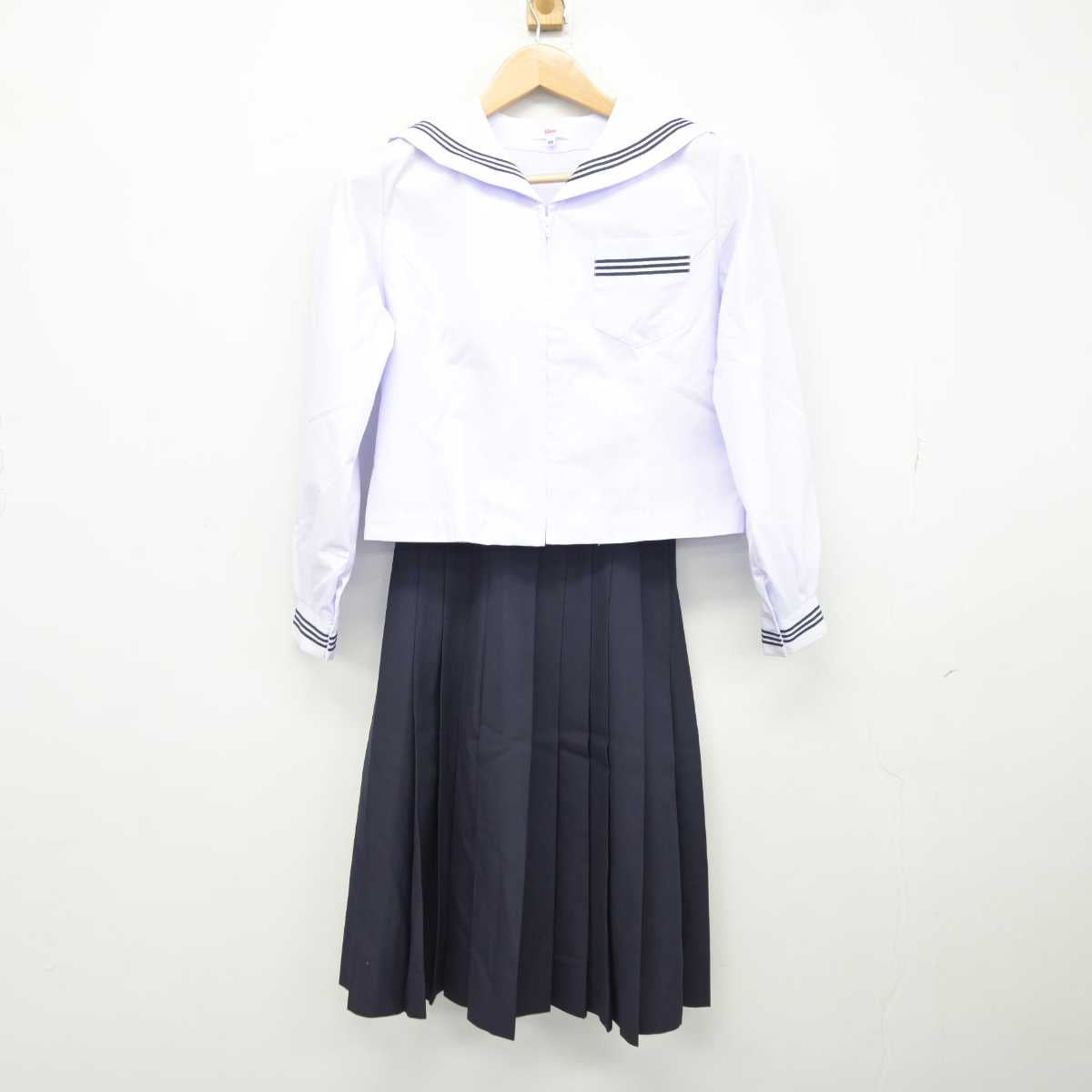 【中古】静岡県 浜松市立天竜中学校 女子制服 3点 セーラー服・セーラー服・スカート Sf040119 中古制服通販パレイド