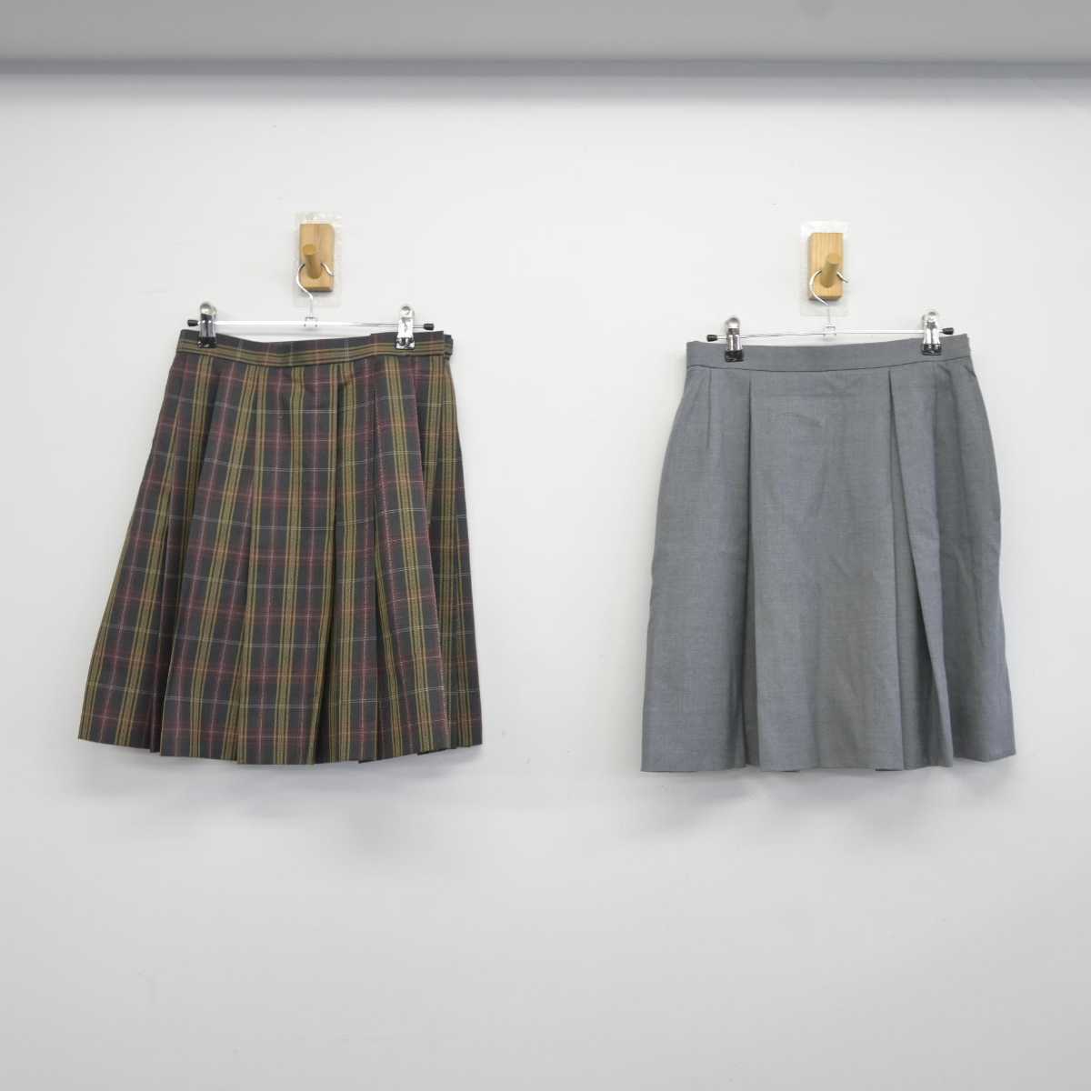 【中古】神奈川県 慶應義塾湘南藤沢中等部高等部 女子制服 2点 スカート・スカート Sf040584 中古制服通販パレイド