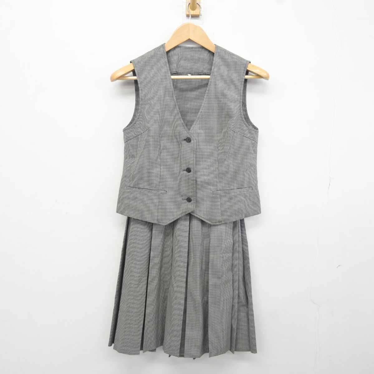 【中古】鹿児島県 指宿高等学校 女子制服 2点 ベスト・スカート Sf041867 中古制服通販パレイド