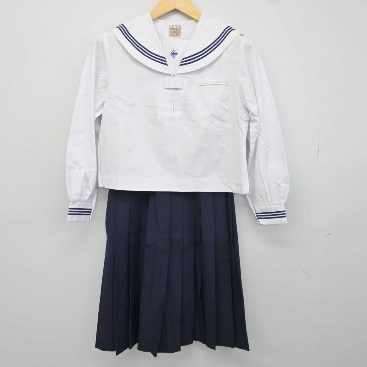 【中古】岩手県 仙北中学校 女子制服 2点 セーラー服・スカート Sf042923 中古制服通販パレイド