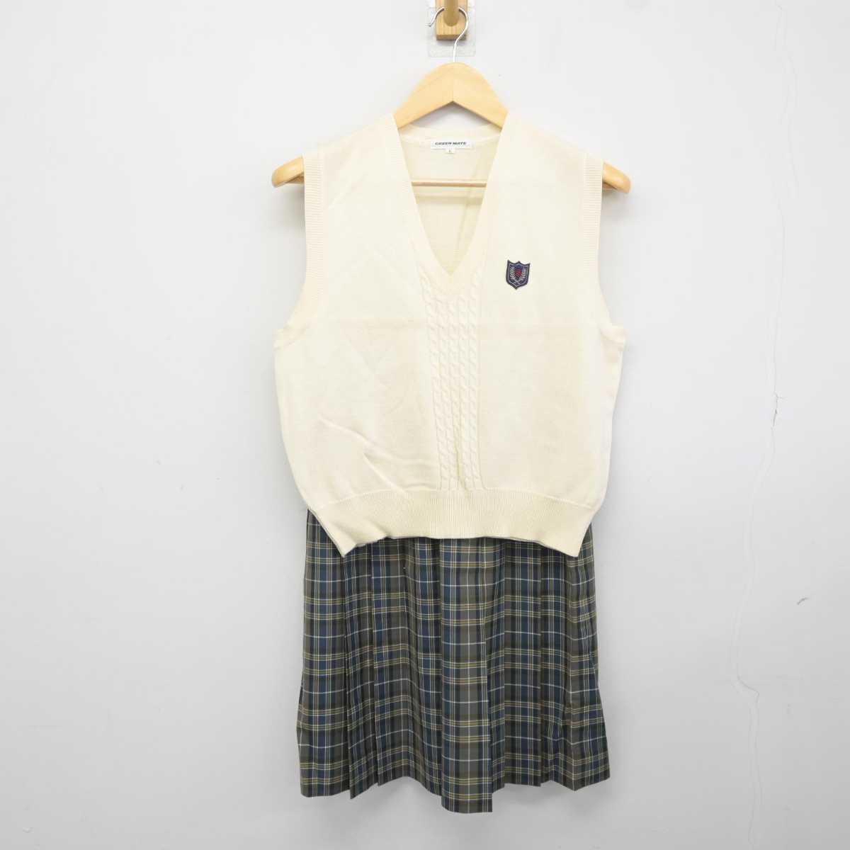 【中古】東京都 桜丘中学校高等学校 女子制服 2点 ニットベスト・スカート Sf042940 中古制服通販パレイド