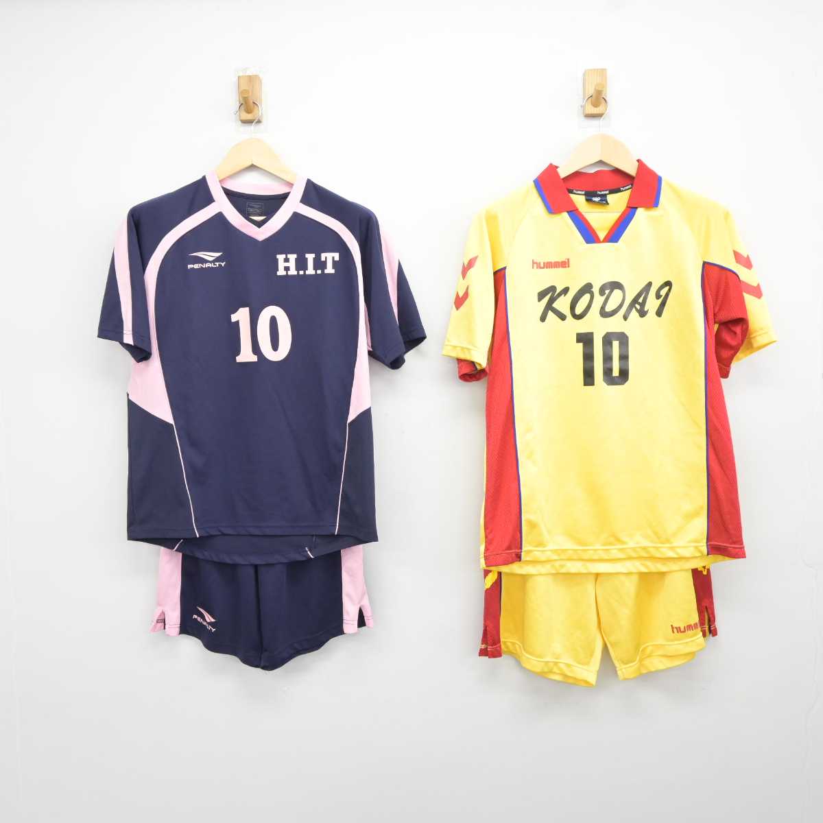 【中古】広島県 広島工業大学ハンドボール部 男子制服 4点 部活ユニフォーム 上・部活ユニフォーム 上・部活ユニフォーム 下・部活ユニフ