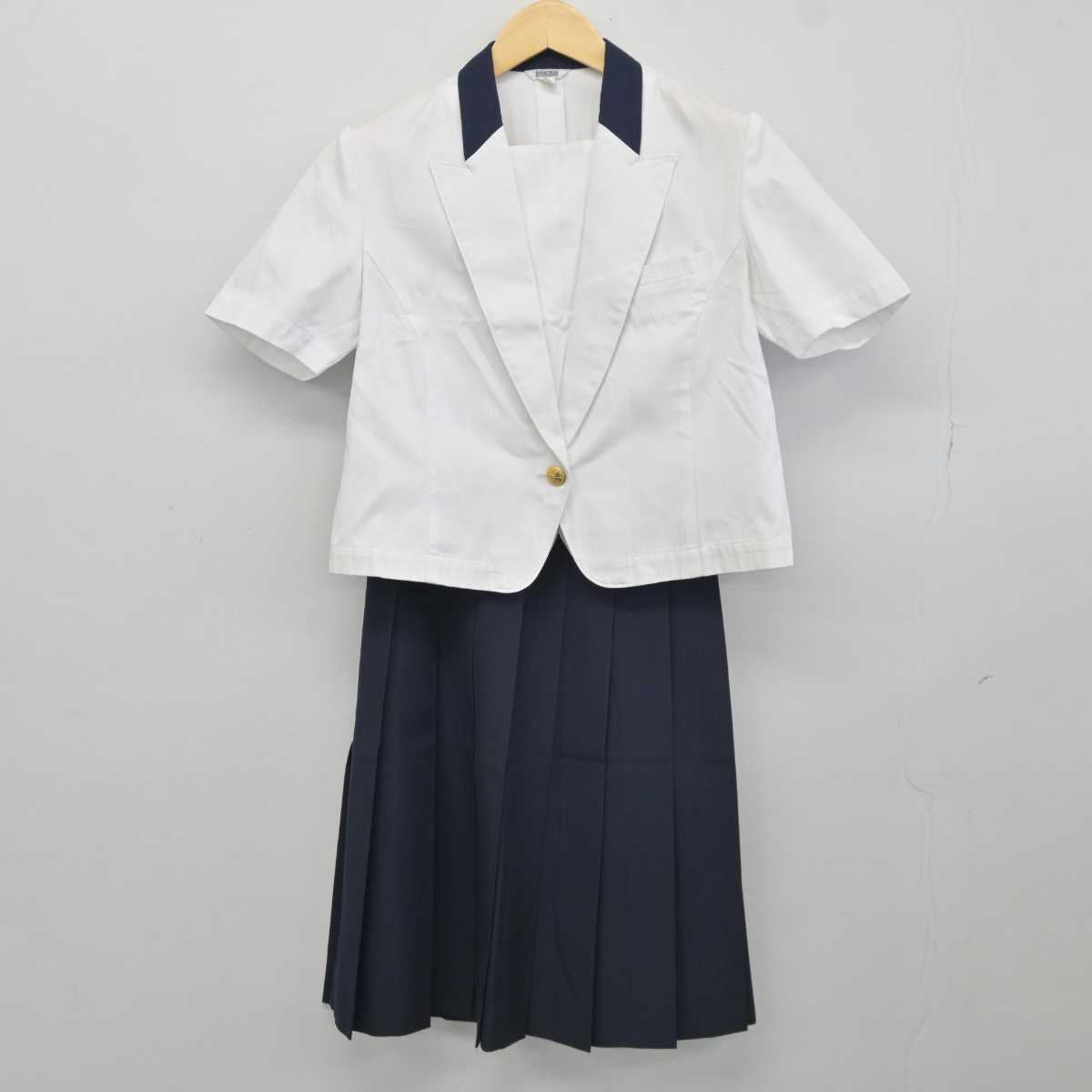 【中古】福島県 白河旭高等学校 女子制服 2点 シャツ・スカート Sf043032 中古制服通販パレイド