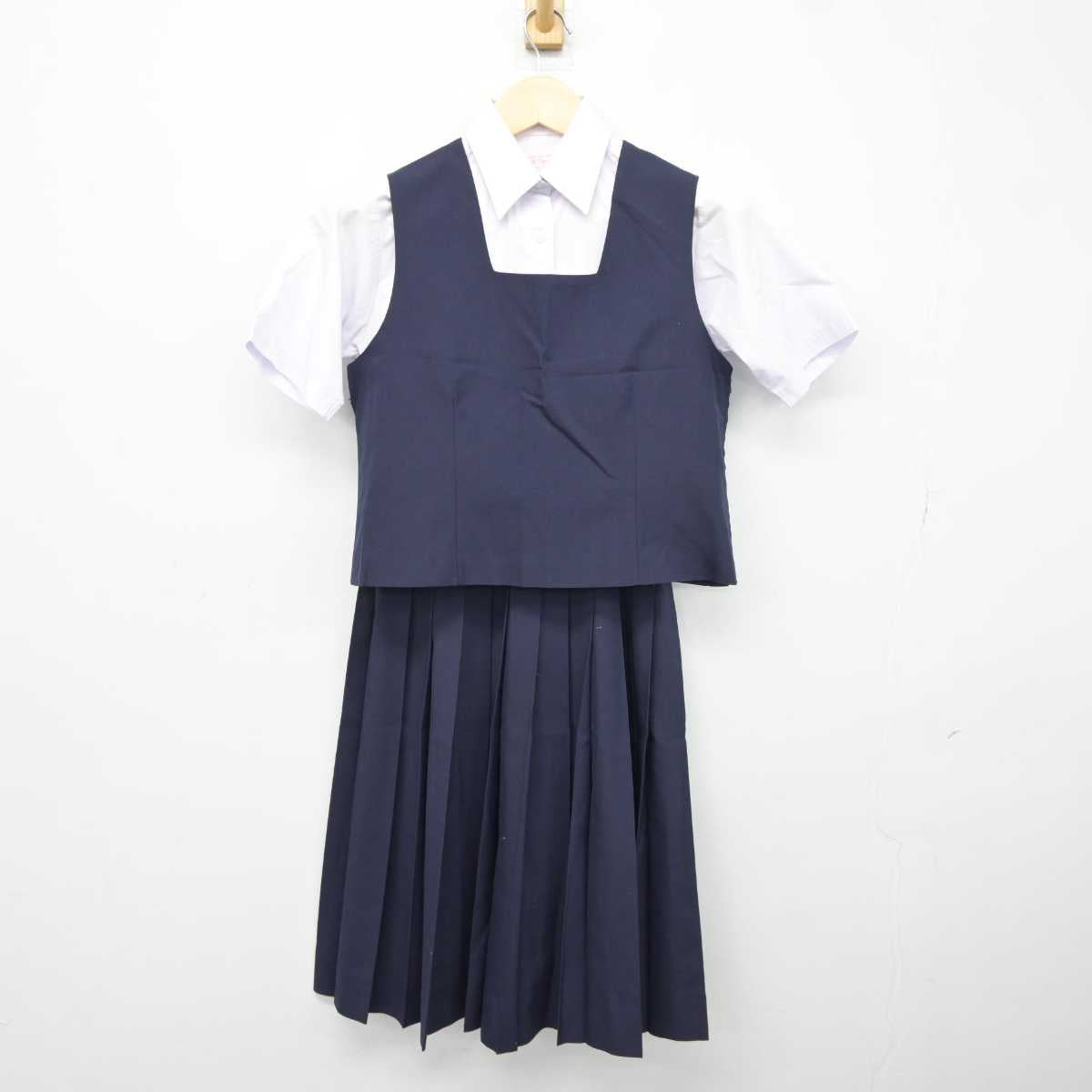 【中古】埼玉県 川口市立南中学校 女子制服 3点 ベスト・シャツ・スカート Sf043369 中古制服通販パレイド