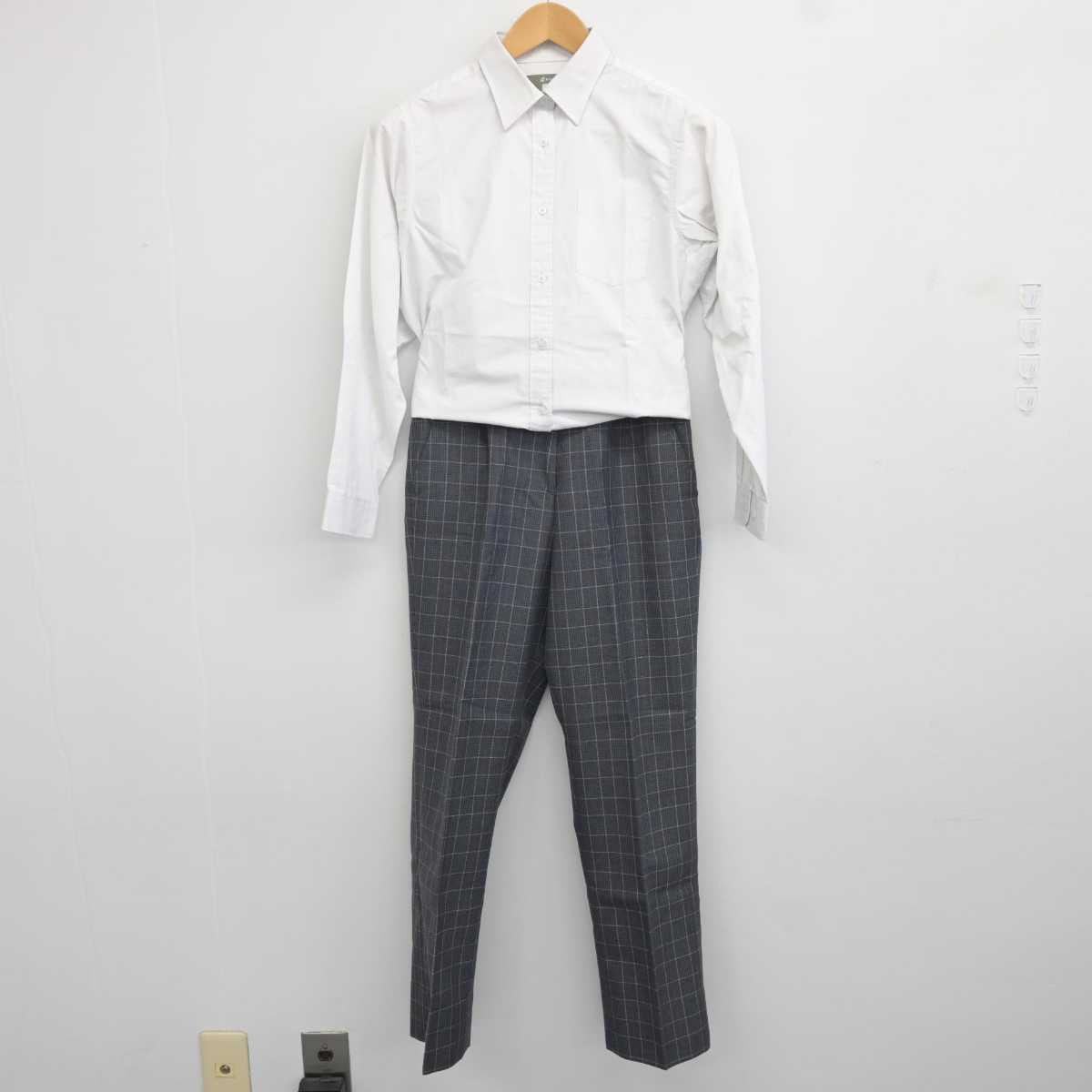 【中古】千葉県 芝浦工業大学柏中学高等学校 女子制服 3点 シャツ・ズボン Sf043699 中古制服通販パレイド