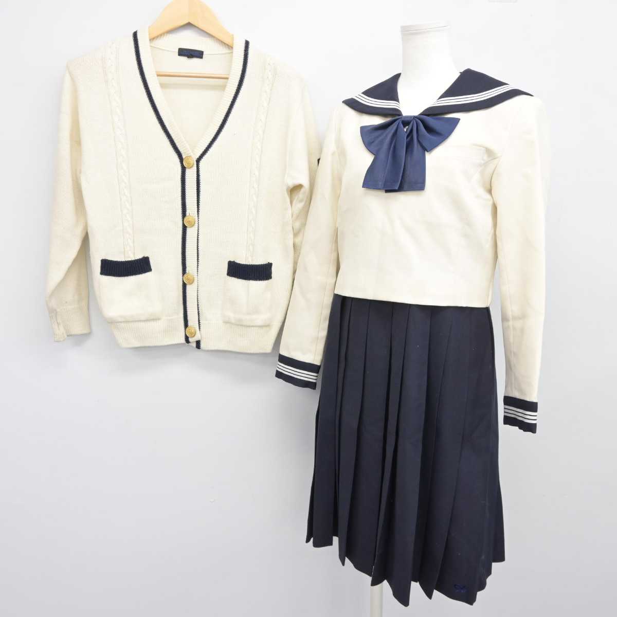 【中古】福岡県 博多女子高等学校 女子制服 4点 セーラー服・ニット・ジャンパースカート Sf043845 中古制服通販パレイド