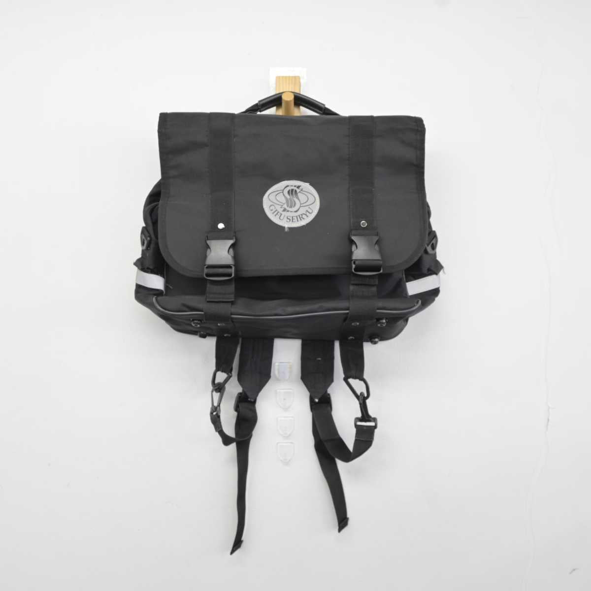 【中古】岐阜県 岐阜清流中学校 女子制服 1点 カバン Sf043999 中古制服通販パレイド