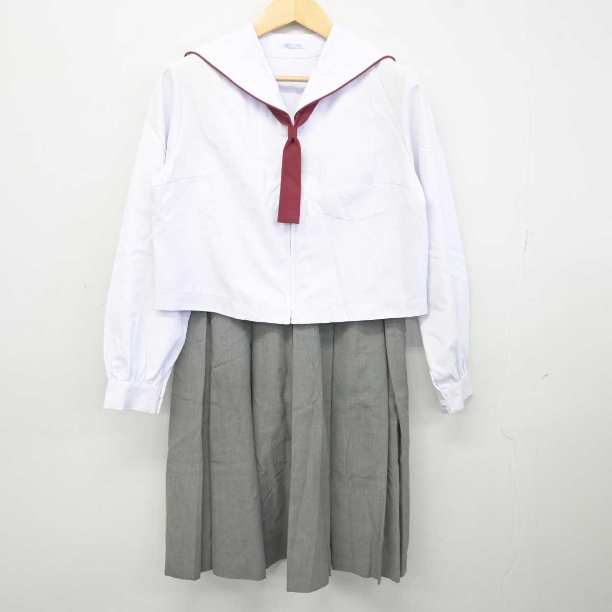【中古】大分県 大分商業高等学校 女子制服 3点 セーラー服・スカート Sf044153 中古制服通販パレイド