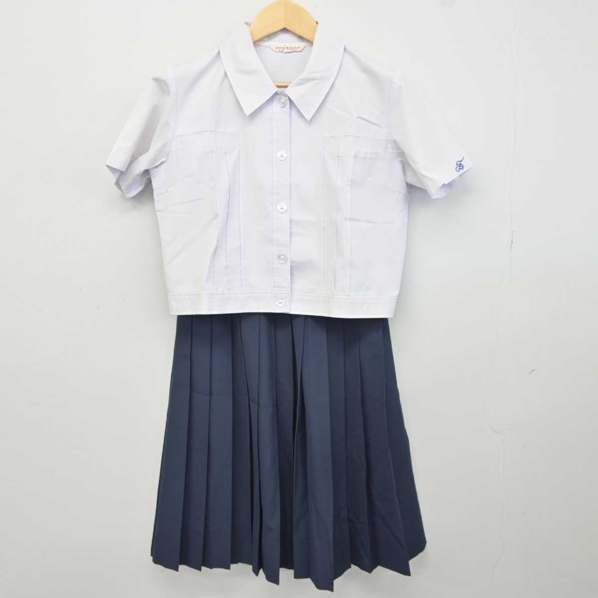【中古】佐賀県 鳥栖高等学校 女子制服 2点 シャツ・スカート Sf044159 中古制服通販パレイド
