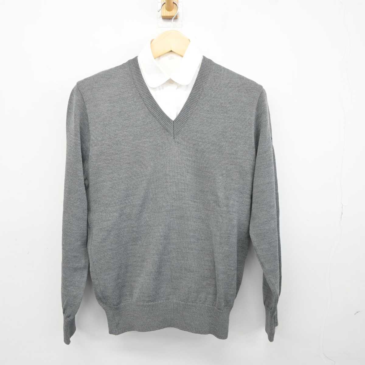 【中古】東京都 東京成徳大学高等学校 女子制服 2点 ニット・シャツ Sf044178 中古制服通販パレイド