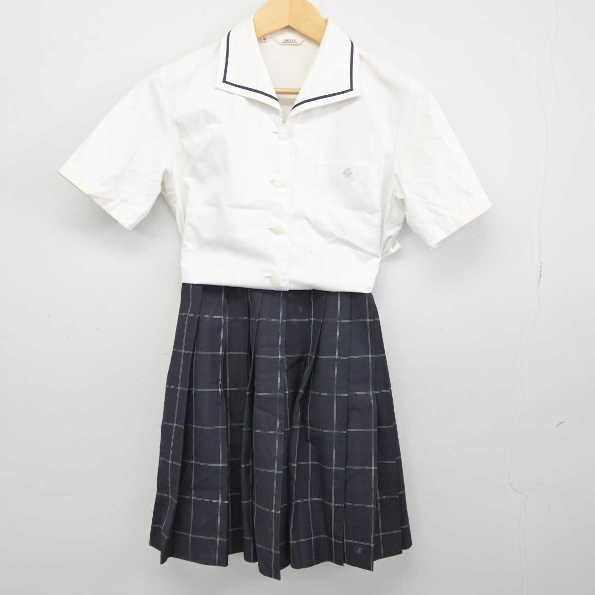 【中古】静岡県 富士見高等学校 女子制服 2点 シャツ・スカート Sf044797 中古制服通販パレイド