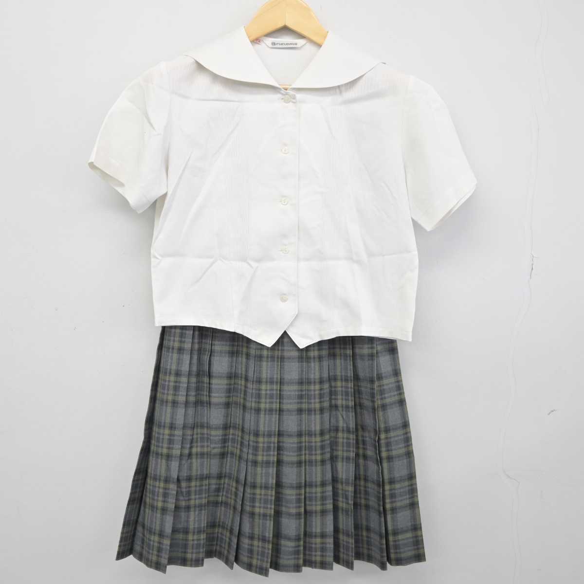 【中古】栃木県 宇都宮文星女子高等学校 女子制服 2点 シャツ・スカート Sf046181 中古制服通販パレイド