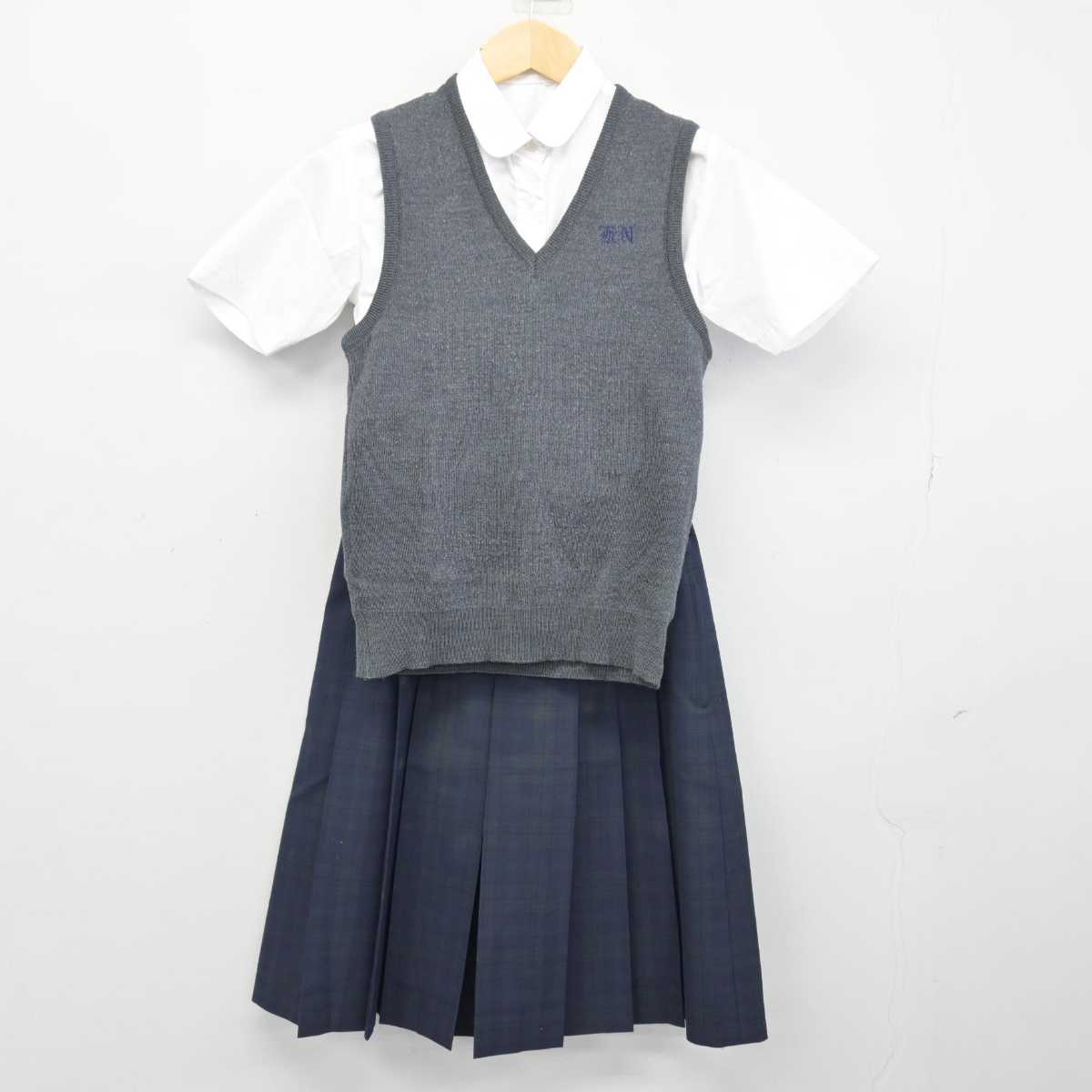 【中古】岐阜県 各務原西高等学校 女子制服 3点 ニットベスト・シャツ・スカート Sf046506 中古制服通販パレイド