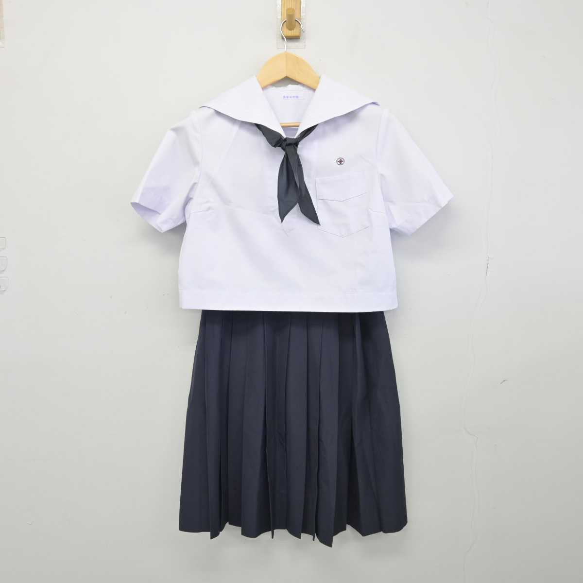 【中古】福岡県 筑紫女学園高等学校 女子制服 3点 セーラー服・スカート Sf046885 中古制服通販パレイド
