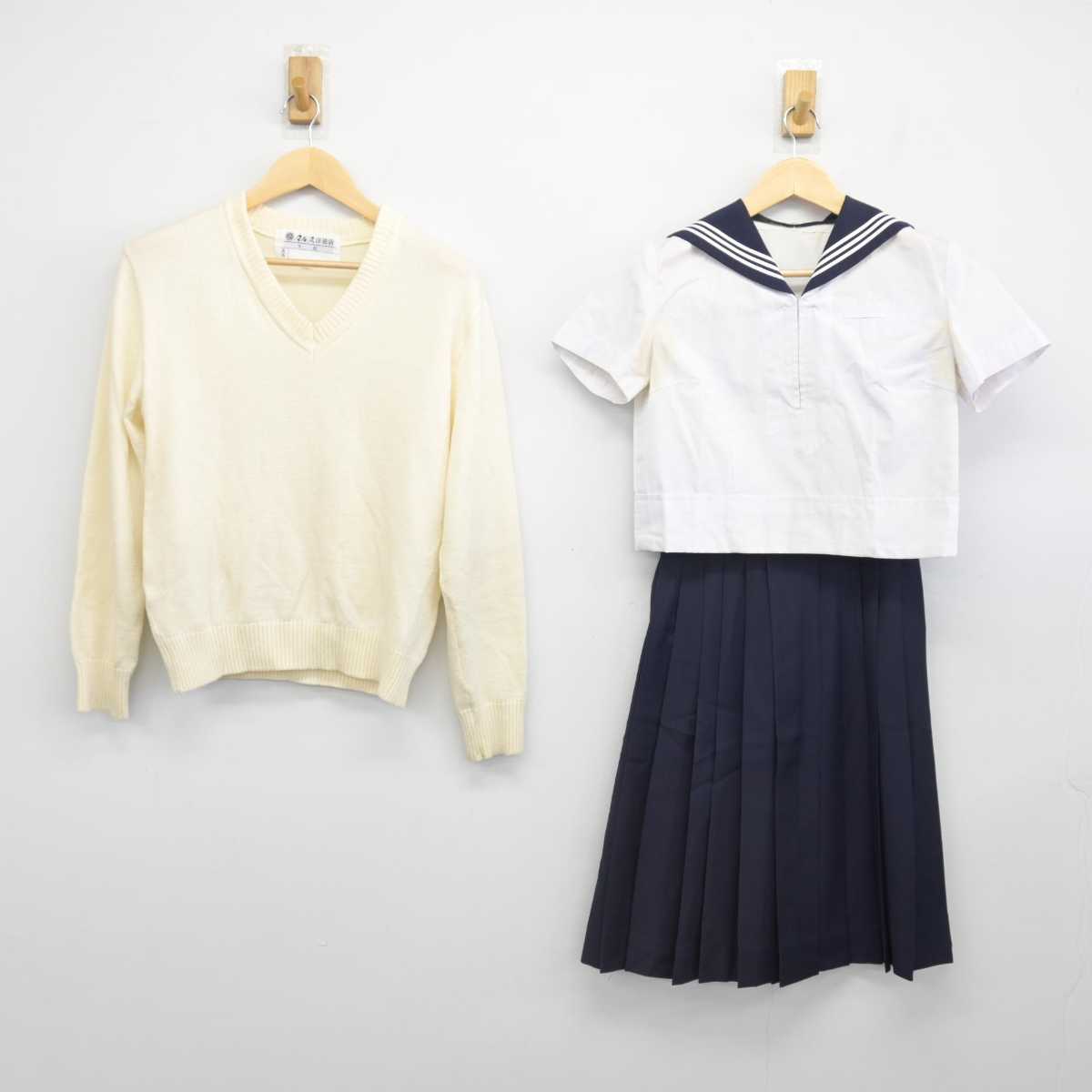 【中古】東京都 東京女学館高等学校 女子制服 3点 ニット・セーラー服・スカート Sf047019 中古制服通販パレイド
