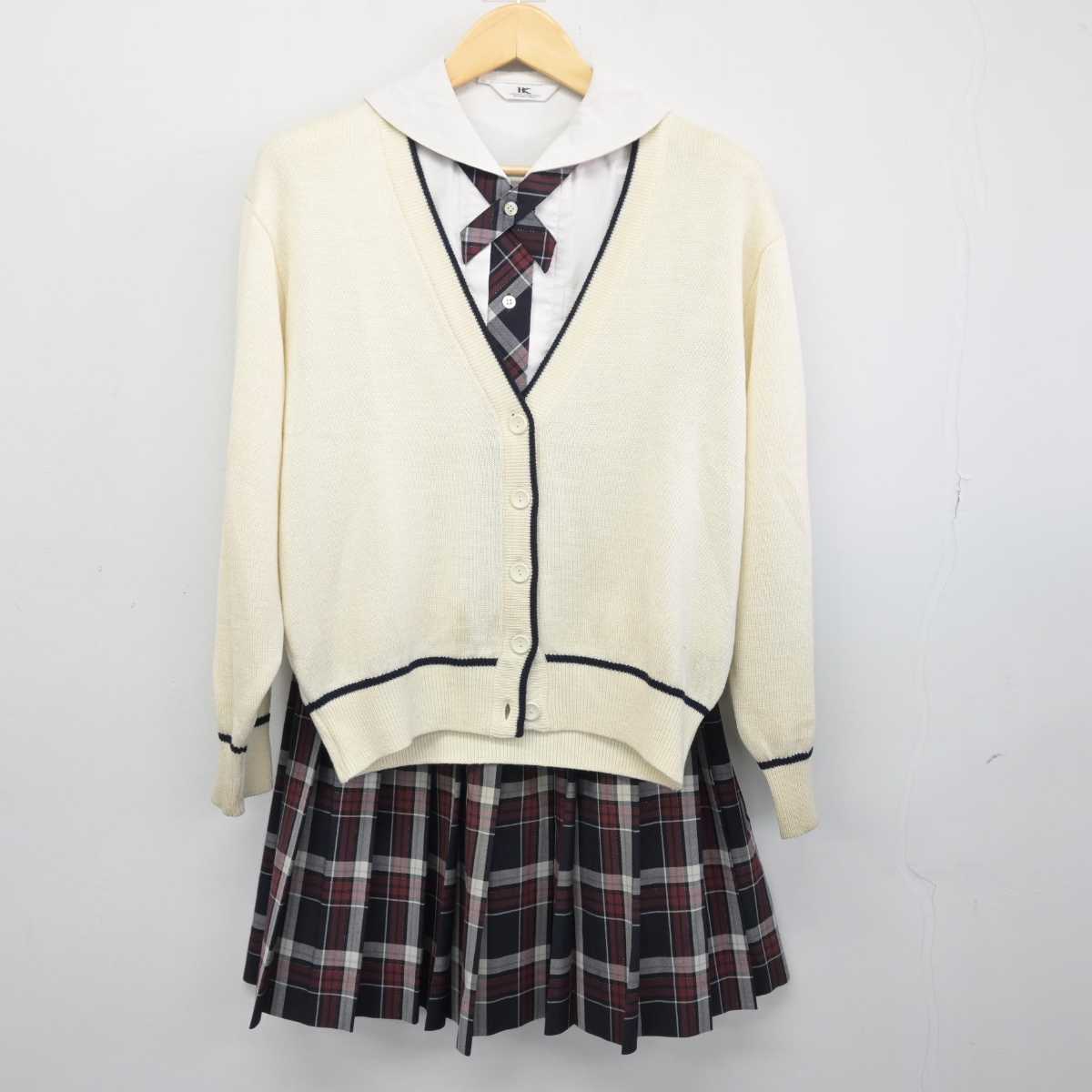 【中古】香川県 藤井中学校 女子制服 4点 ニット・シャツ・スカート Sf047502 中古制服通販パレイド