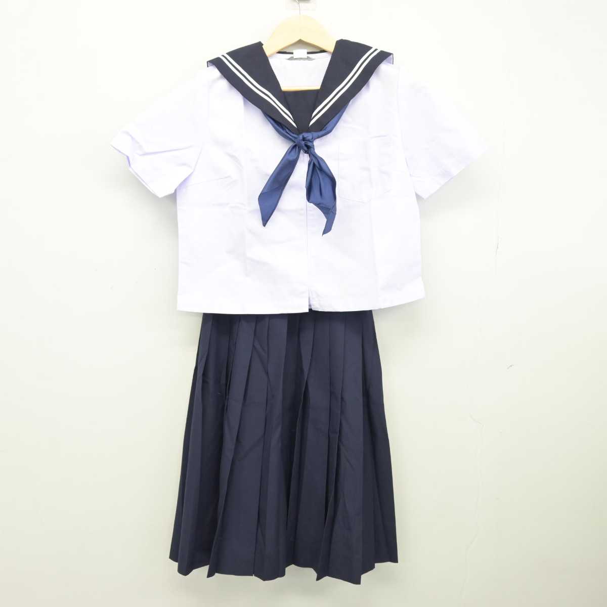 【中古】富山県 伏木中学校 女子制服 4点 セーラー服・セーラー服・スカート Sf047900 中古制服通販パレイド