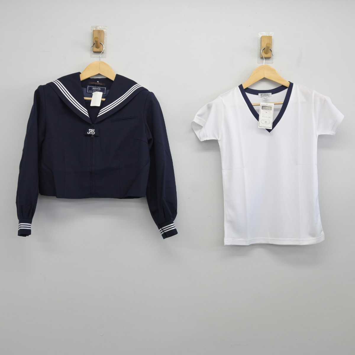【中古】埼玉県 菖蒲中学校 女子制服 2点 セーラー服・その他アイテム Sf048083 中古制服通販パレイド
