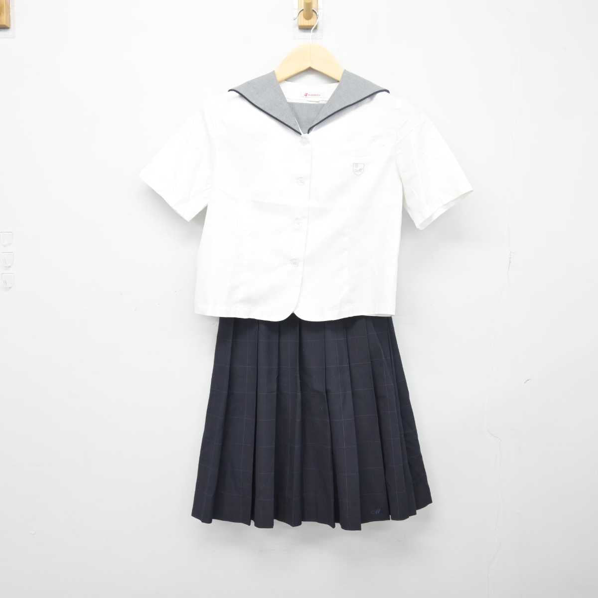 【中古】愛知県 緑丘高等学校 女子制服 3点 シャツ・スカート Sf048599 中古制服通販パレイド