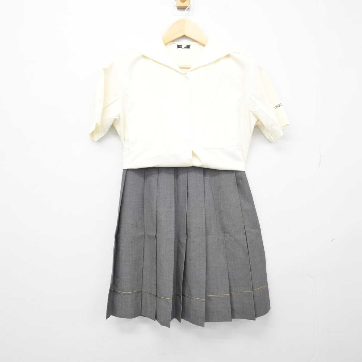 【中古】東京都 桜美林中学校旧制服 女子制服 2点 シャツ・スカート Sf048608 中古制服通販パレイド