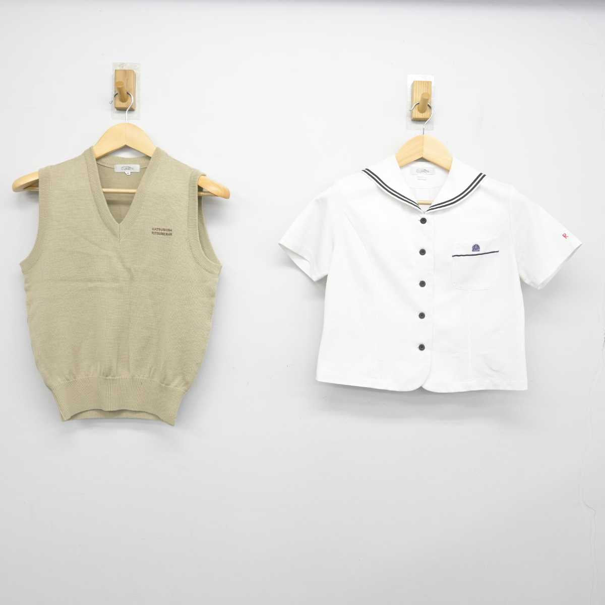 【中古】大阪府 初芝立命館高等学校 女子制服 3点 ニットベスト・シャツ Sf048918 中古制服通販パレイド