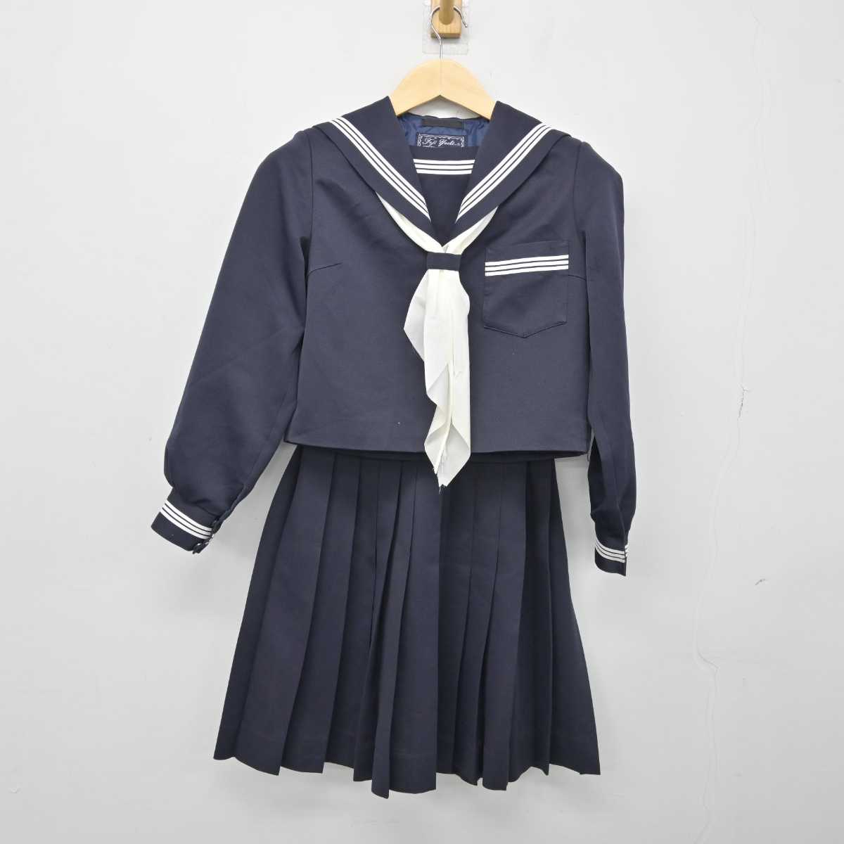 【中古】滋賀県 野洲市立中主中学校 女子制服 3点 セーラー服・スカート Sf048970 中古制服通販パレイド