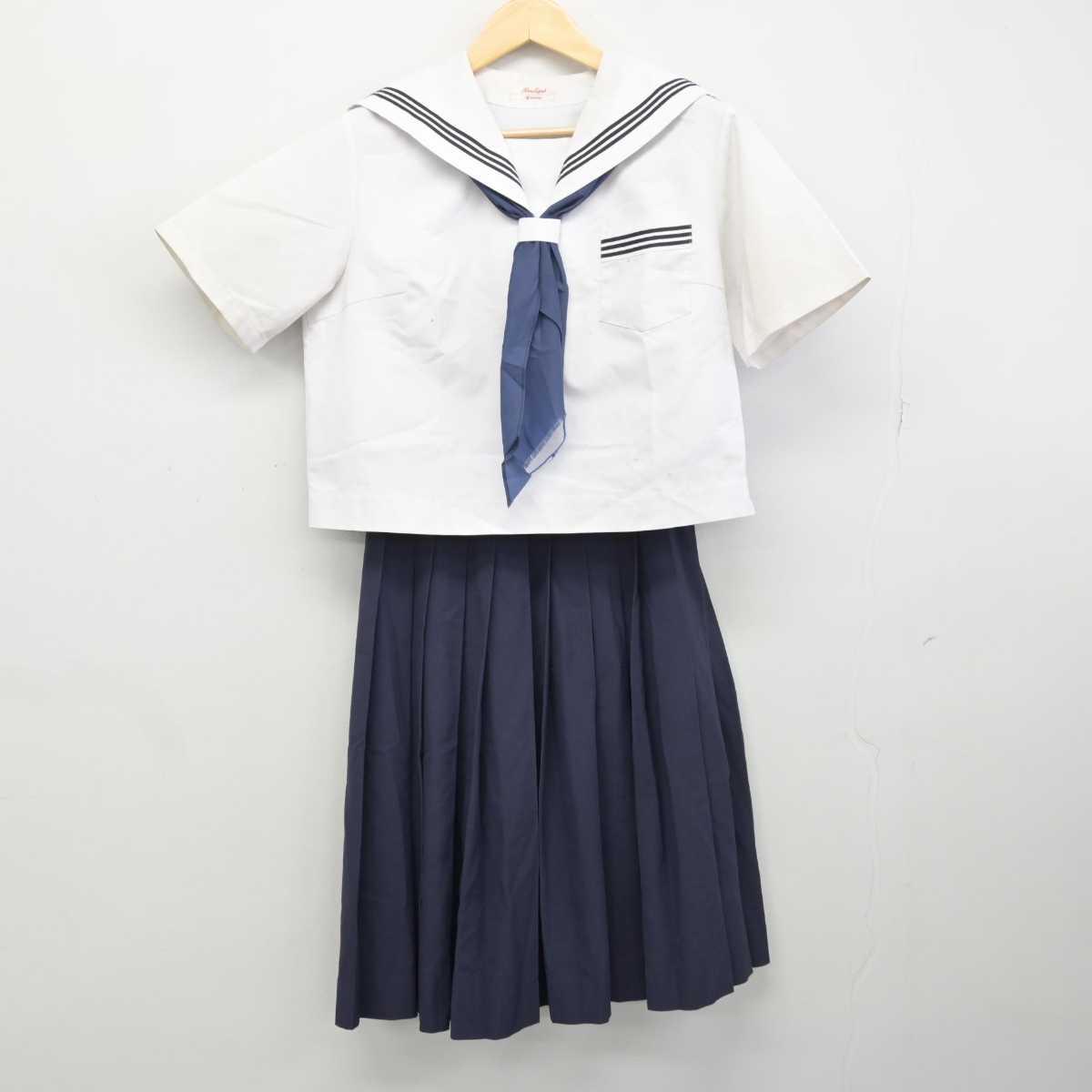 【中古】広島県 高西中学校 女子制服 3点 セーラー服・スカート Sf049251 中古制服通販パレイド