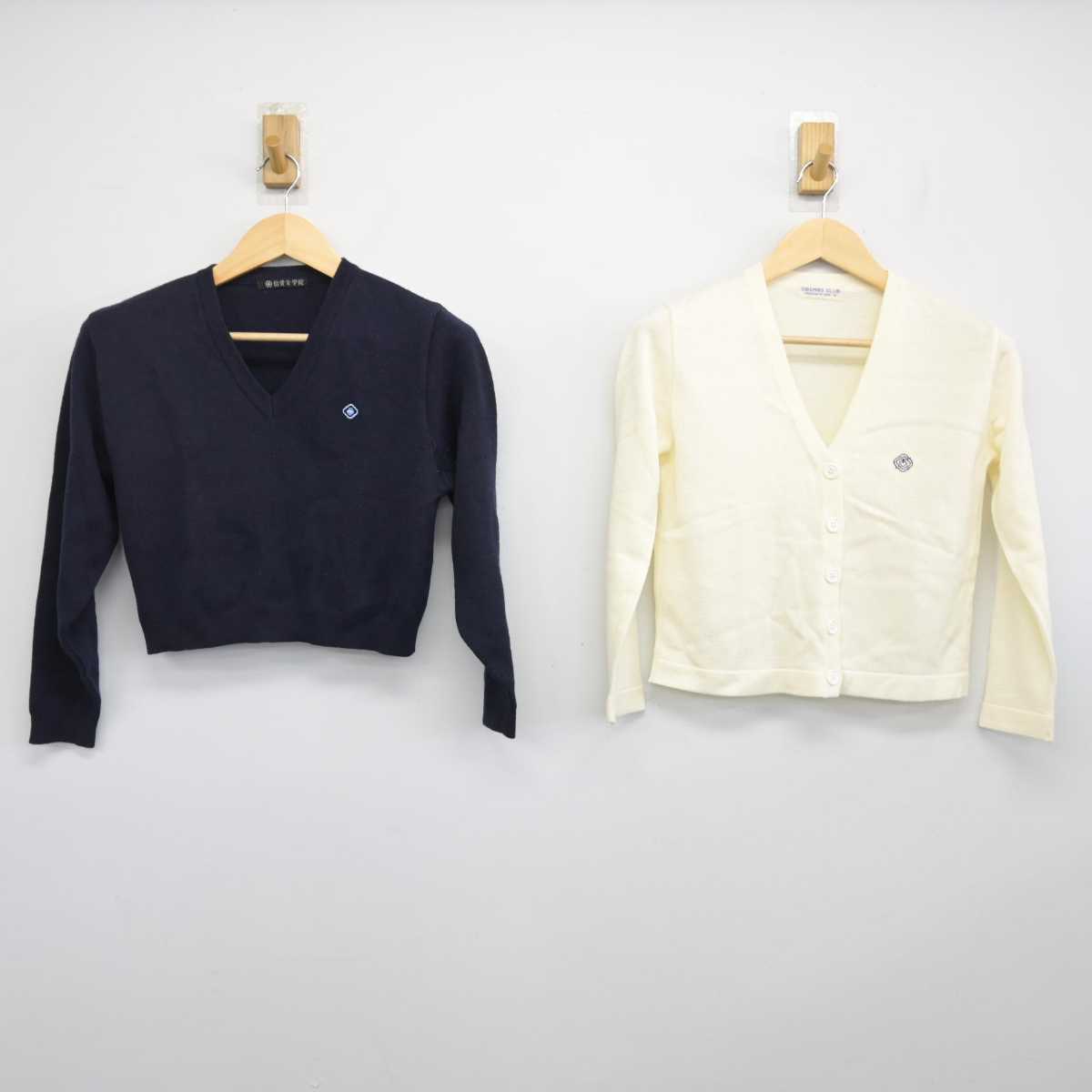 【中古】熊本県 熊本信愛女学院高等学校 女子制服 2点 ニット・ニット Sf049551 中古制服通販パレイド