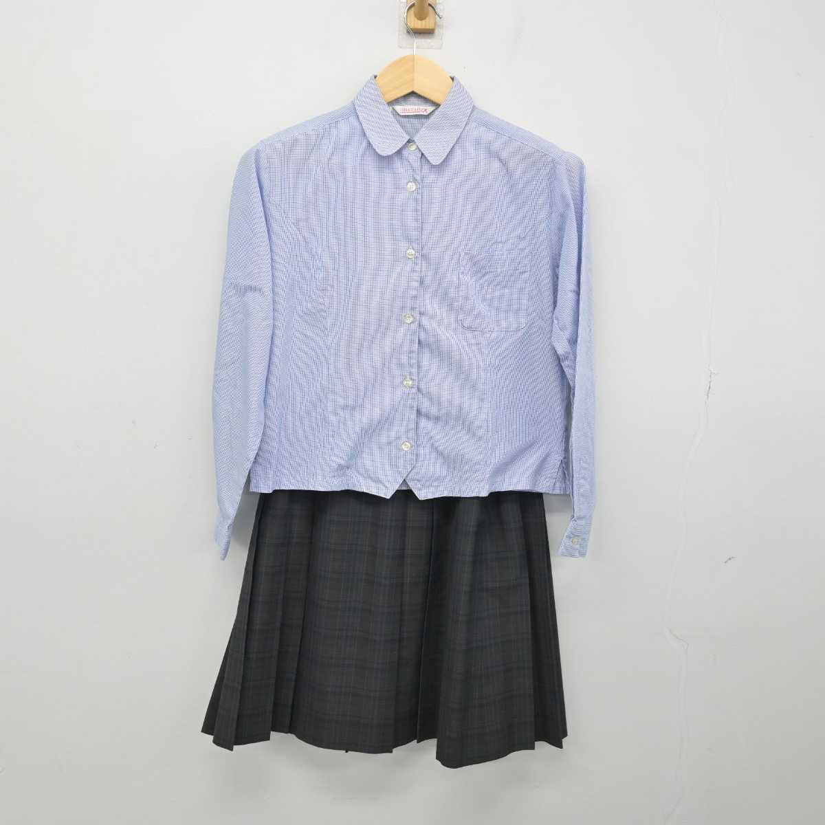 【中古】京都府 福知山淑徳高等学校 女子制服 2点 シャツ・スカート Sf049923 中古制服通販パレイド