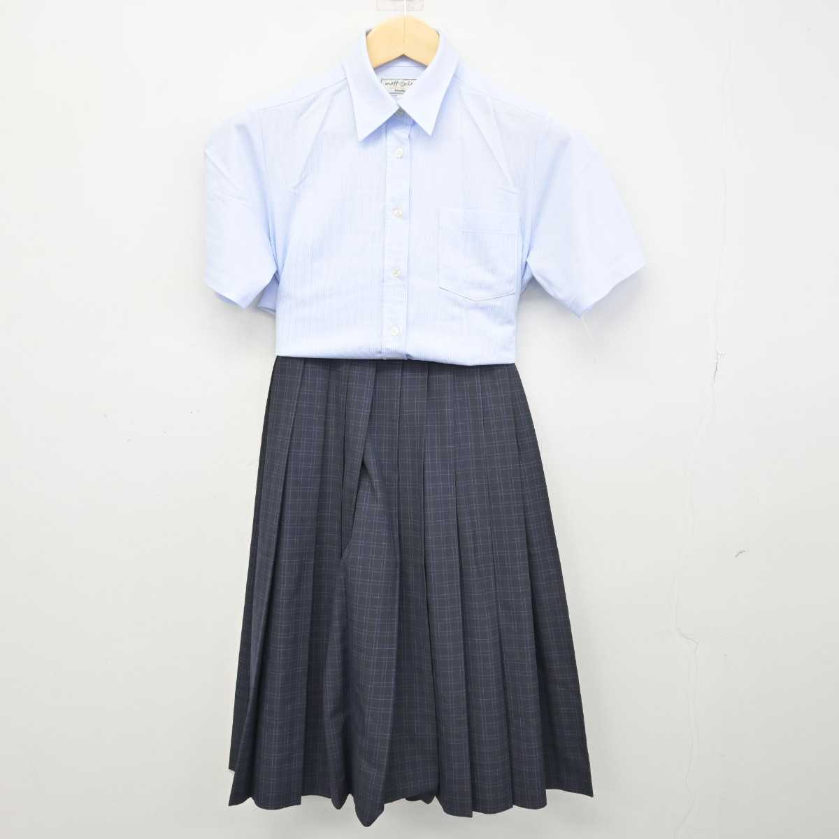 【中古】福岡県 友泉中学校 女子制服 2点 シャツ・スカート Sf049949 中古制服通販パレイド