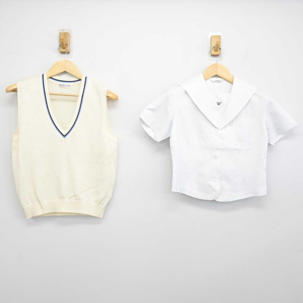 【中古】北海道 北見藤女子高等学校旧制服 女子制服 2点 ニットベスト・シャツ Sf049988 中古制服通販パレイド