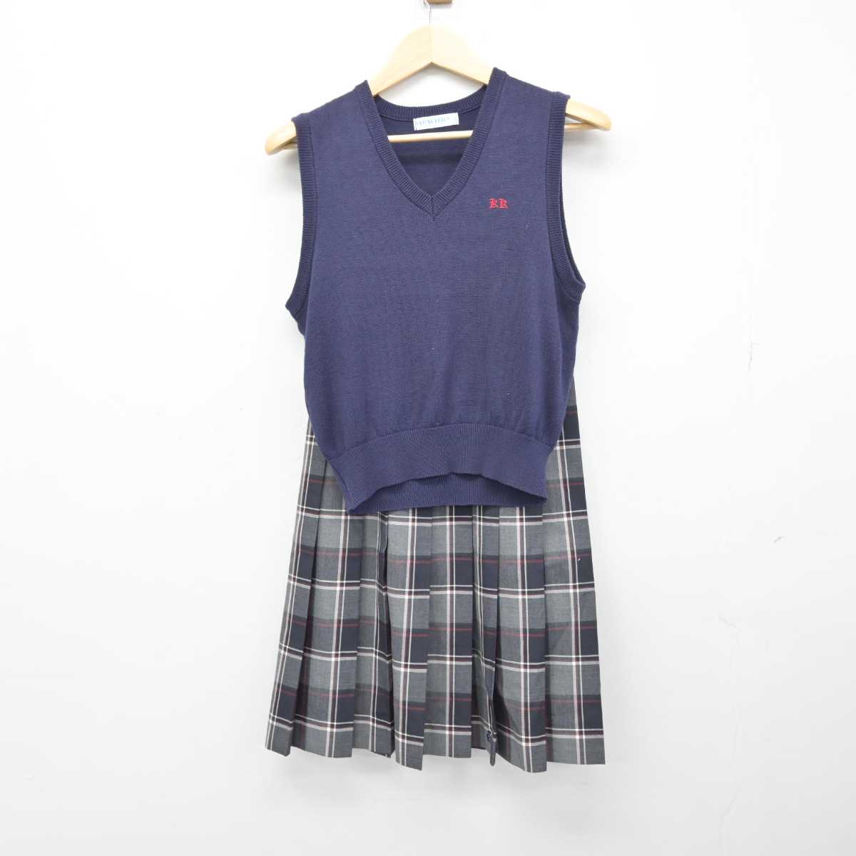 【中古】埼玉県 川越工業高等学校 女子制服 3点 ニットベスト・スカート・ズボン Sf050323 中古制服通販パレイド