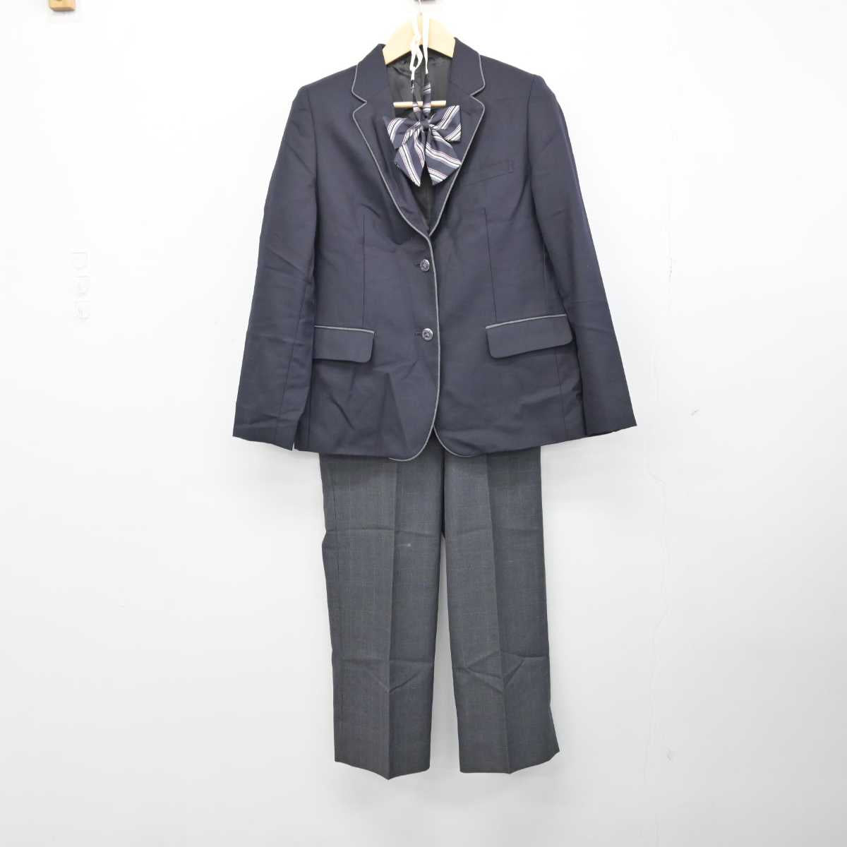 【中古】神奈川県 横浜デザイン学院高等課程 女子制服 5点 ブレザー・ニットベスト・ズボン Sf050781 中古制服通販パレイド