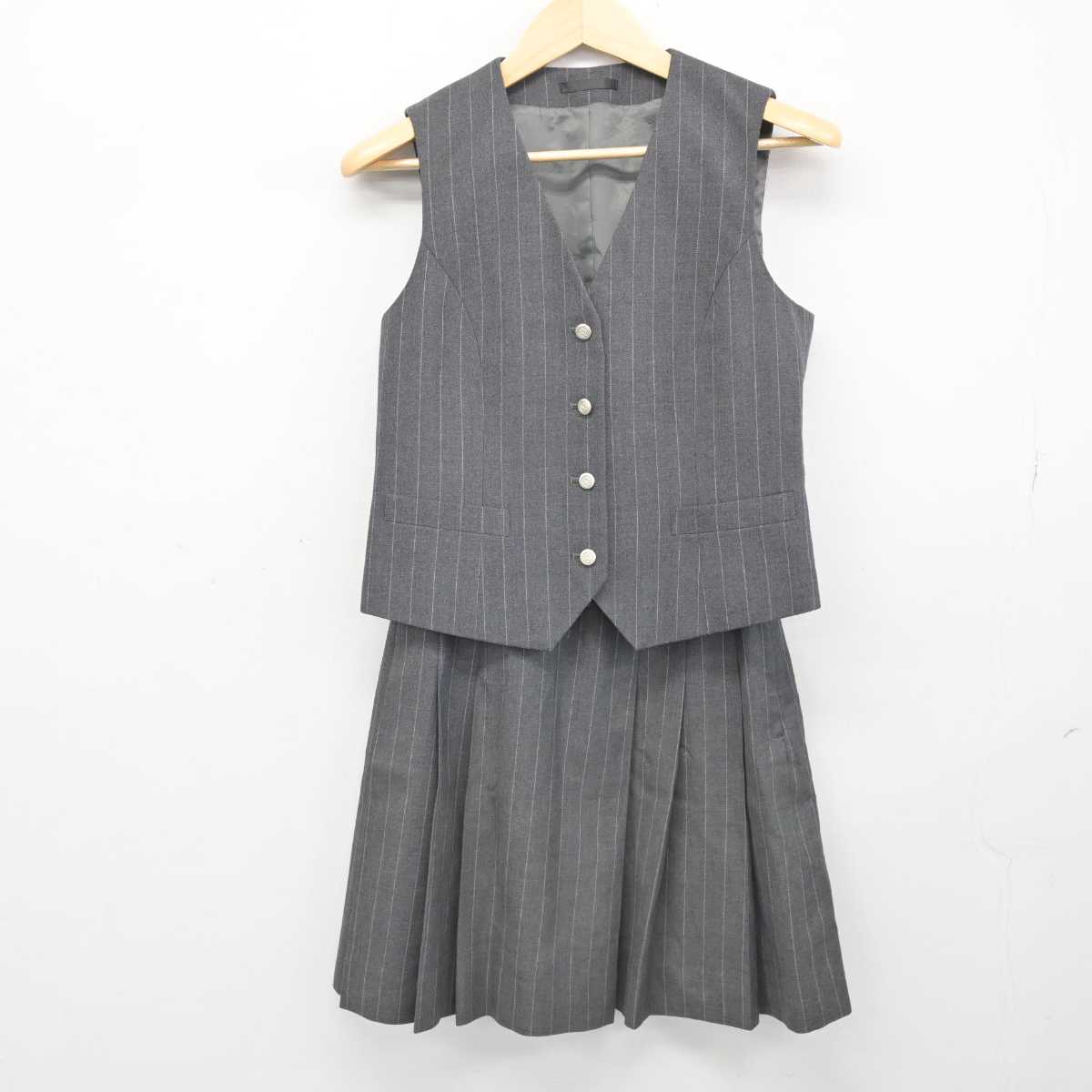 【中古】東京都 錦城高等学校 女子制服 2点 ベスト・スカート Sf051940 中古制服通販パレイド