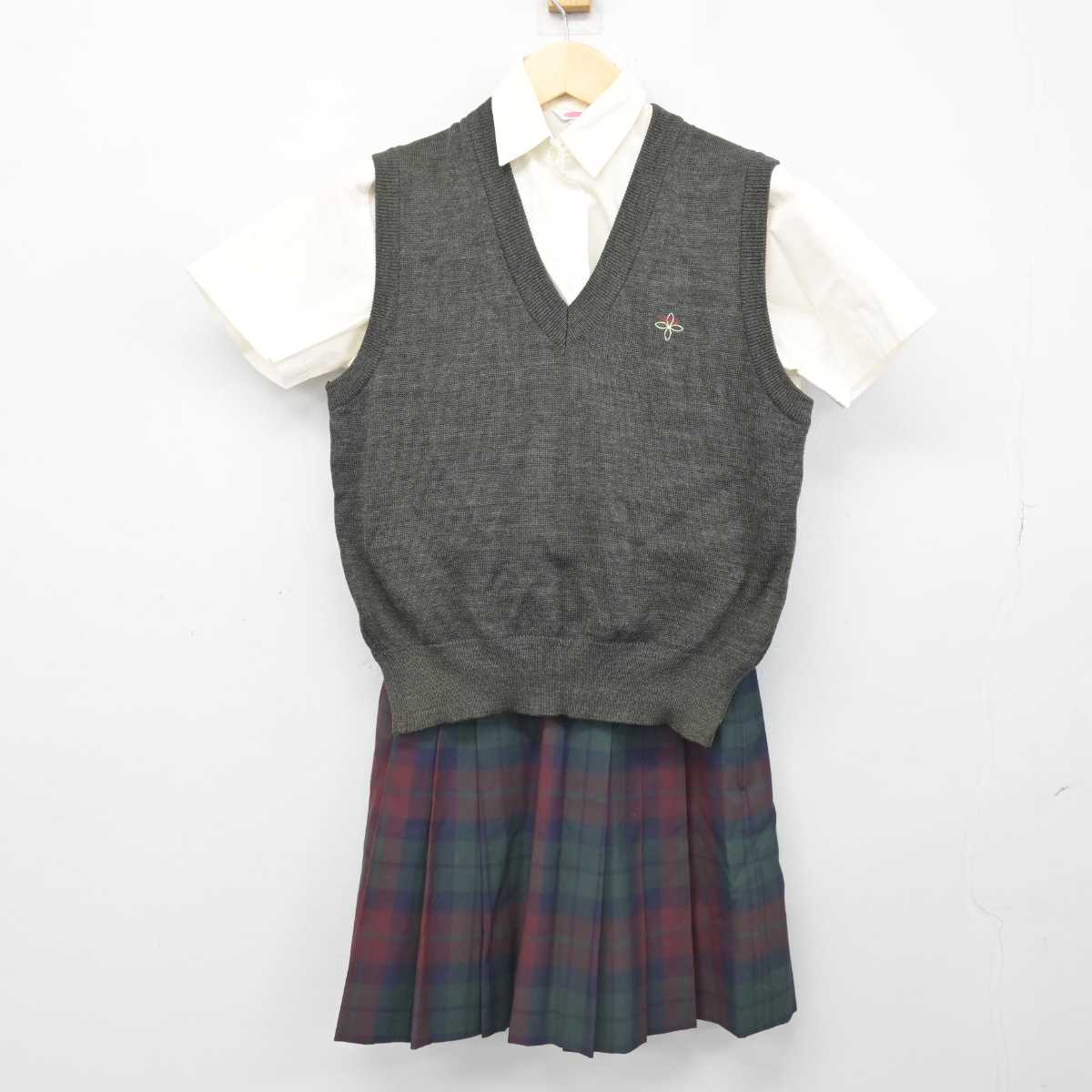 【中古】神奈川県 関東学院中学校・高等学校 女子制服 3点 ニットベスト・シャツ・スカート Sf051945 中古制服通販パレイド