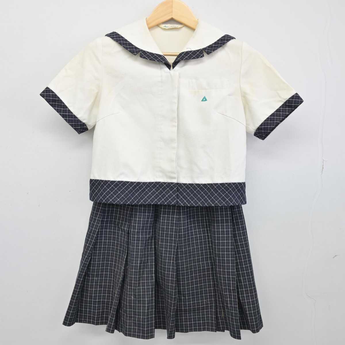 【中古】茨城県 常磐大学高等学校 女子制服 2点 セーラー服・スカート Sf052539 中古制服通販パレイド