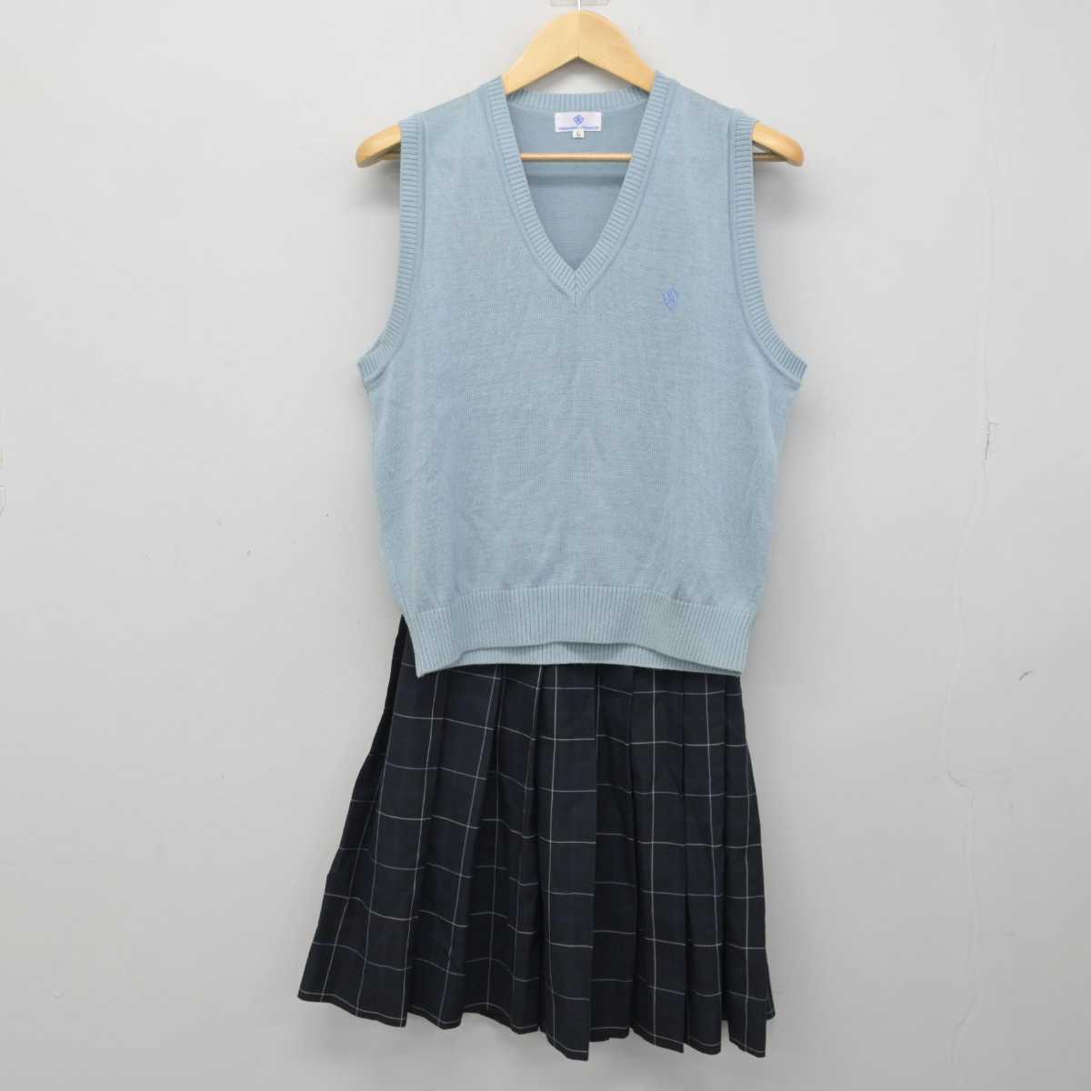 【中古】神奈川県 横浜女学院高等学校 女子制服 2点 ニットベスト・スカート Sf052789 中古制服通販パレイド