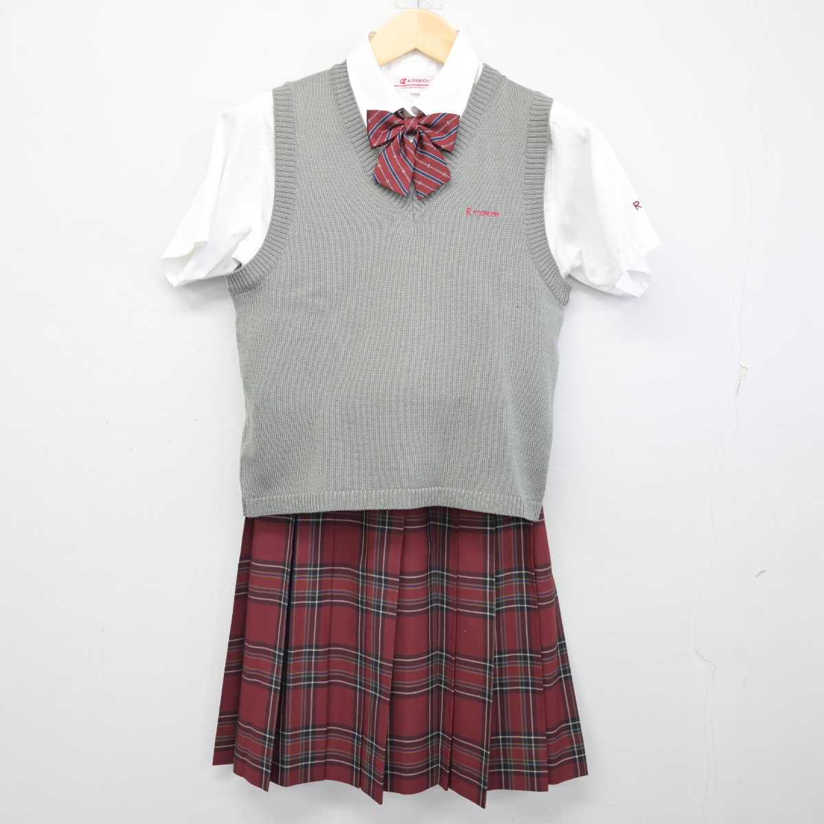 【中古】京都府 立命館中学校 女子制服 4点 ニットベスト・シャツ・スカート Sf053762 中古制服通販パレイド