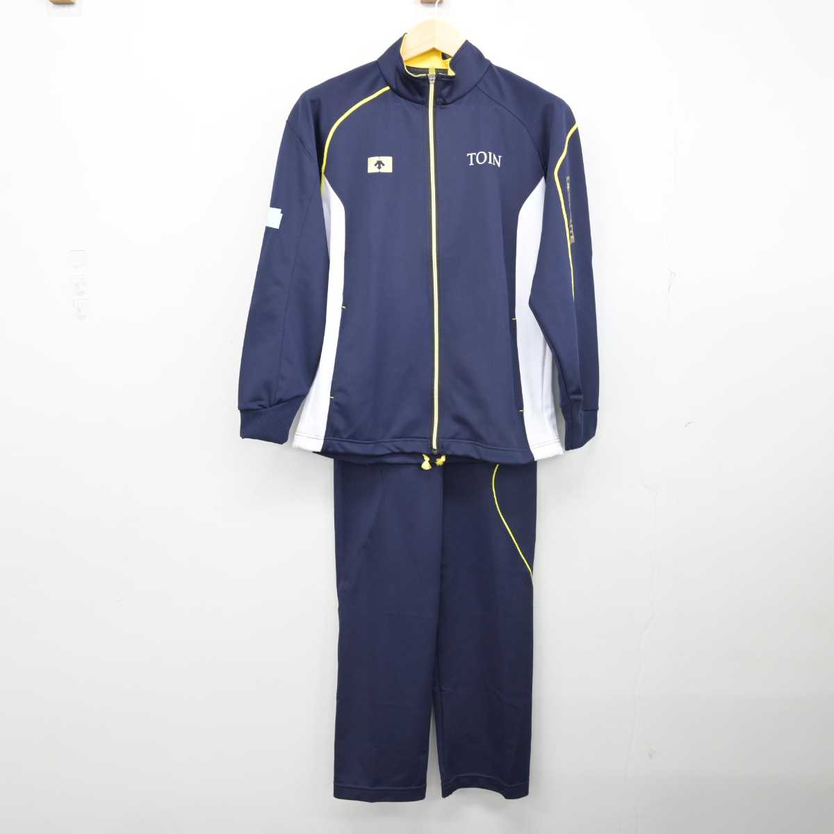 【中古】神奈川県 桐蔭学園中等教育学校 女子制服 2点 ジャージ 上・ジャージ 下 Sf053795 中古制服通販パレイド