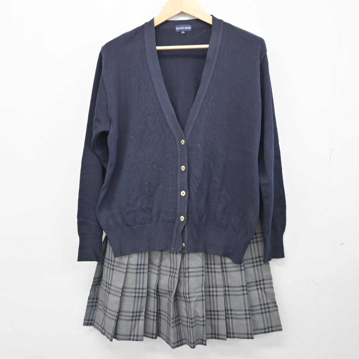 【中古】千葉県 聖徳大学附属女子高等学校旧制服 女子制服 2点 ニット・スカート Sf053869 中古制服通販パレイド