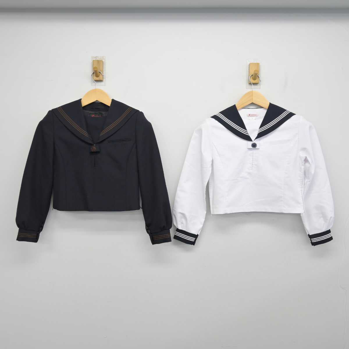 【中古】東京都 大森第四中学校 女子制服 2点 セーラー服・セーラー服 Sf054583 中古制服通販パレイド