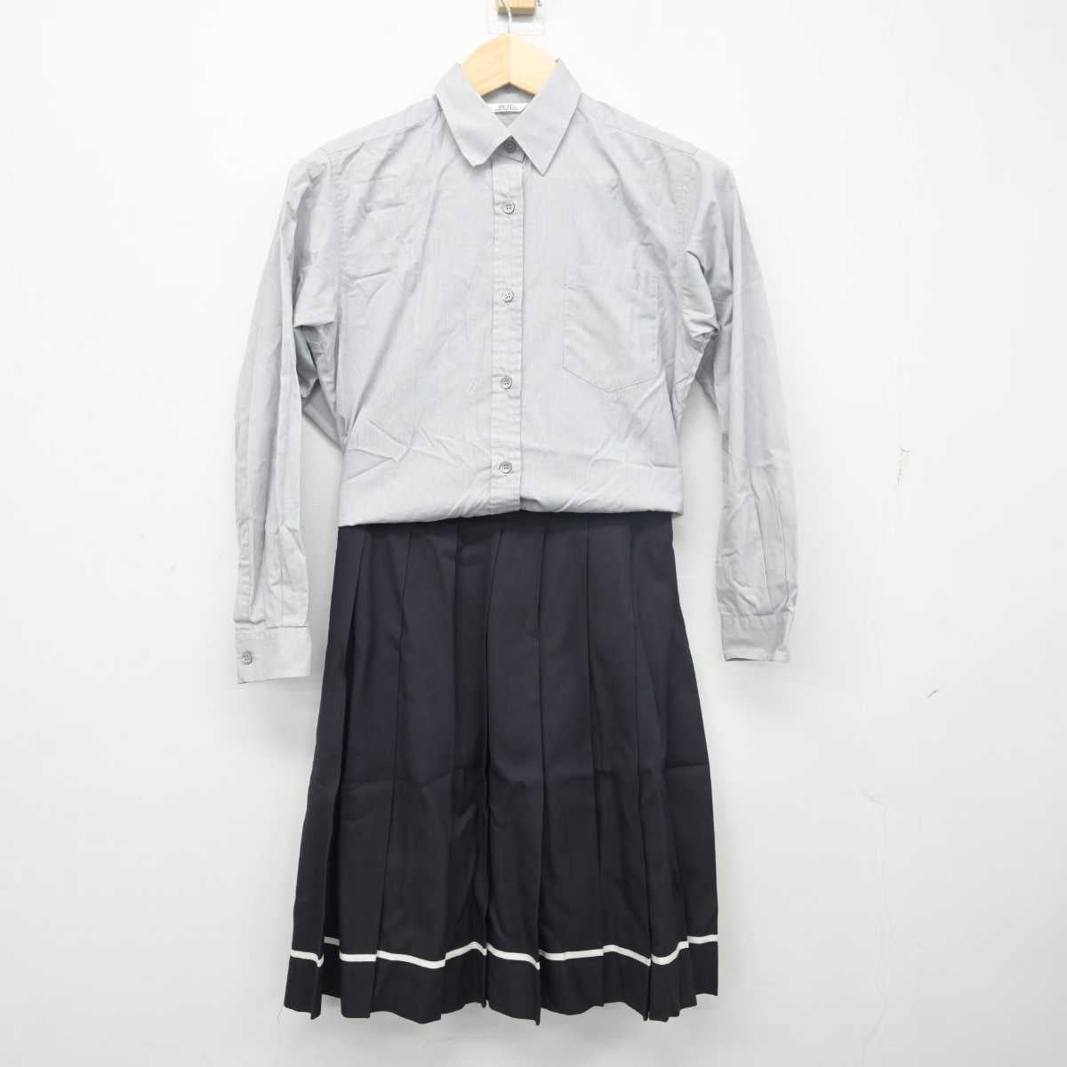 【中古】青森県 八戸聖ウルスラ学院中学校・高等学校 女子制服 3点 シャツ・スカート・スカート Sf055611 中古制服通販パレイド