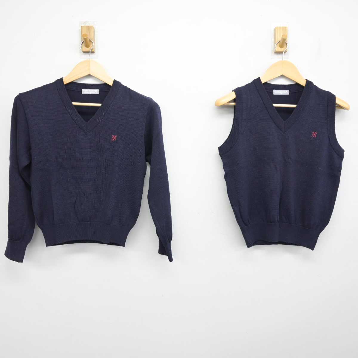 【中古】北海道 札幌日本大学中学校･高等学校 女子制服 2点 ニット・ニットベスト Sf056101 中古制服通販パレイド