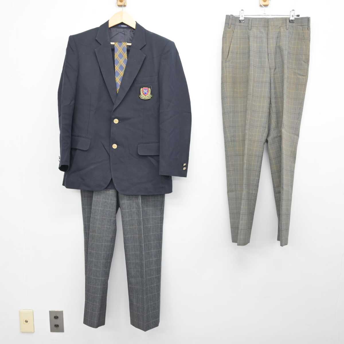 【中古】茨城県 牛久栄進高等学校 男子制服 4点 ブレザー・ズボン・ズボン Sf056268 中古制服通販パレイド