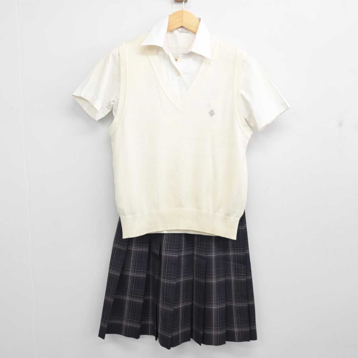 【中古】神奈川県 横浜共立学園中学高等学校 女子制服 3点 ニットベスト・シャツ・スカート Sf056947 中古制服通販パレイド