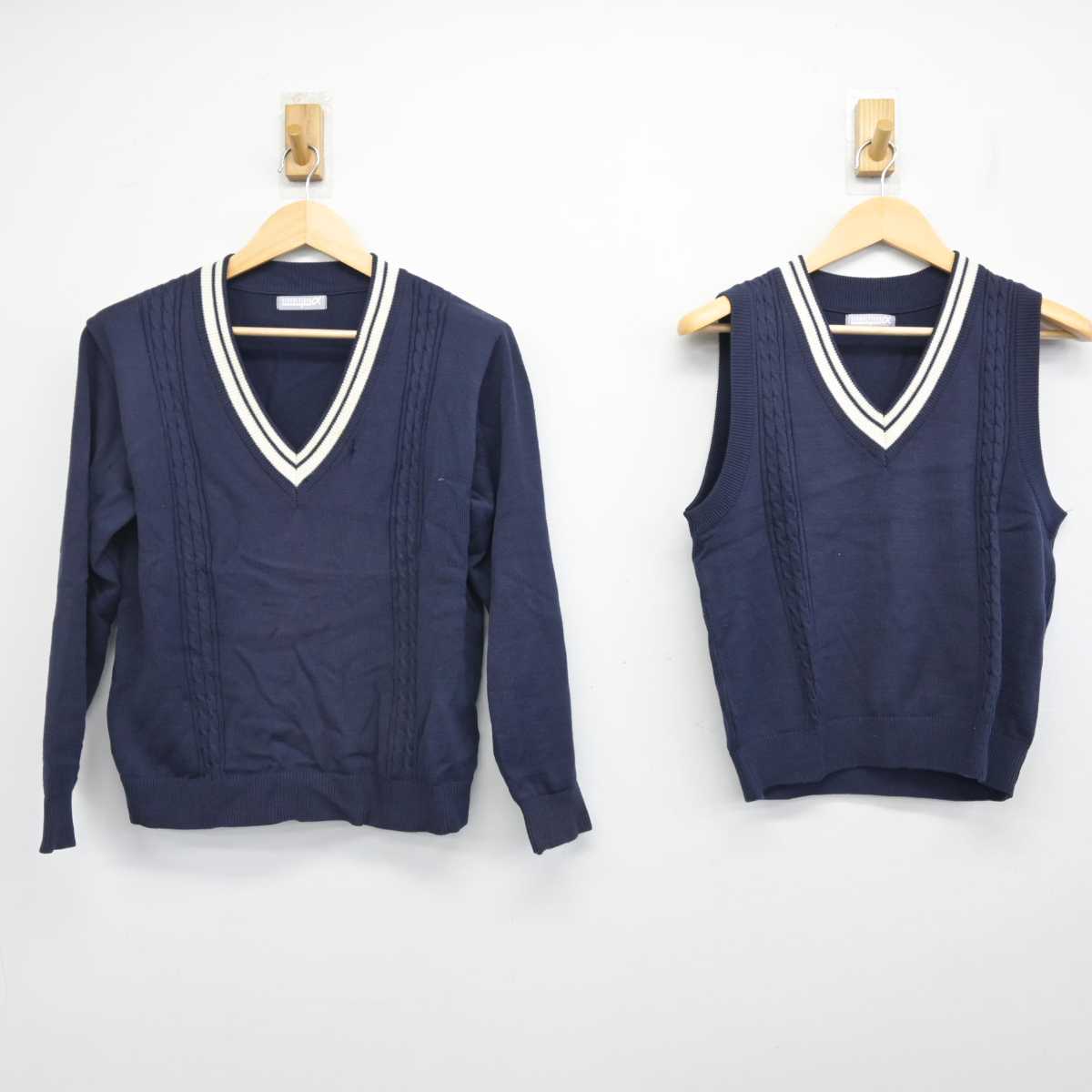 【中古】宮崎県 宮崎農業高等学校 女子制服 2点 ニット・ニットベスト Sf056980 中古制服通販パレイド