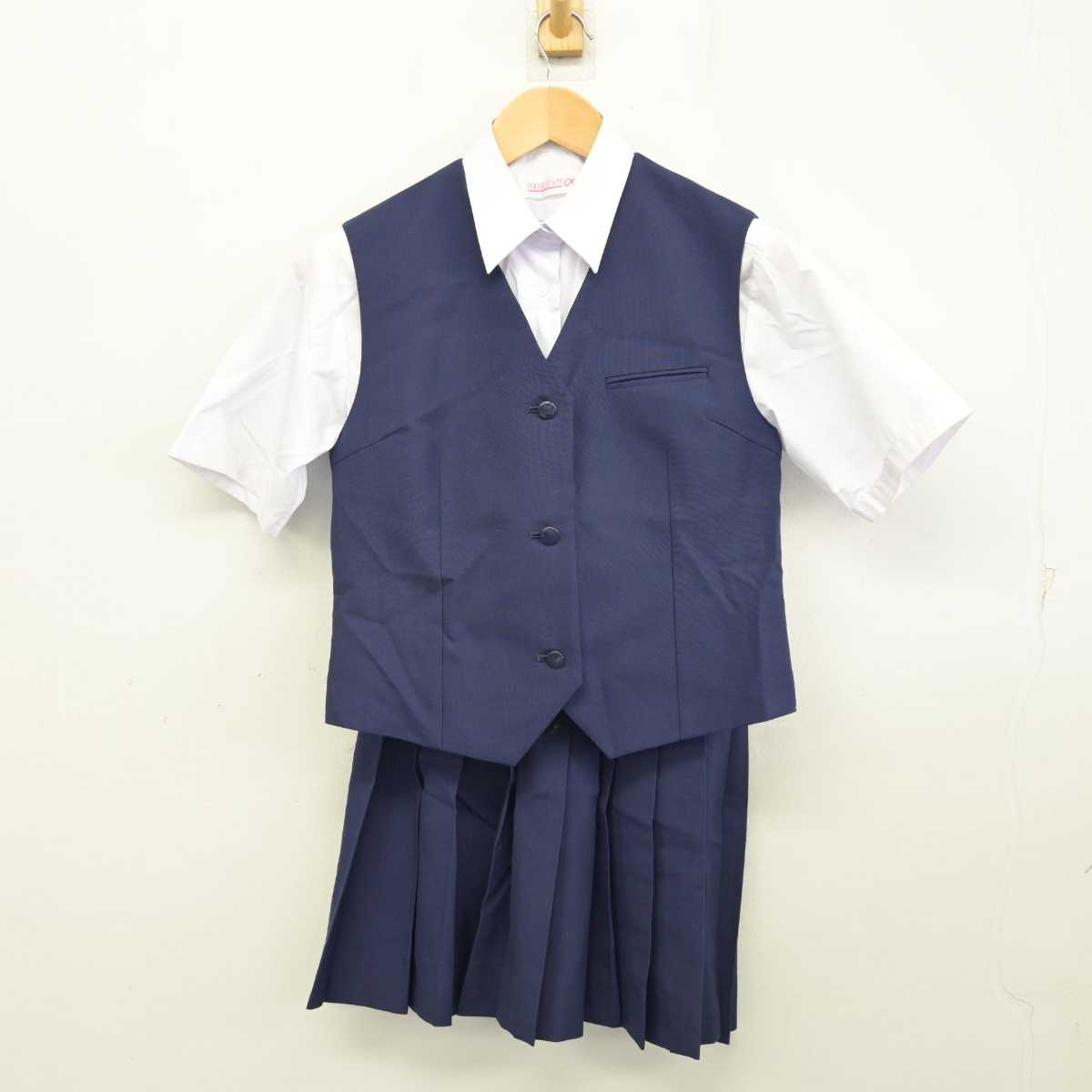 【中古】千葉県 薬園台高等学校 女子制服 3点 ベスト・シャツ・スカート Sf058369 中古制服通販パレイド