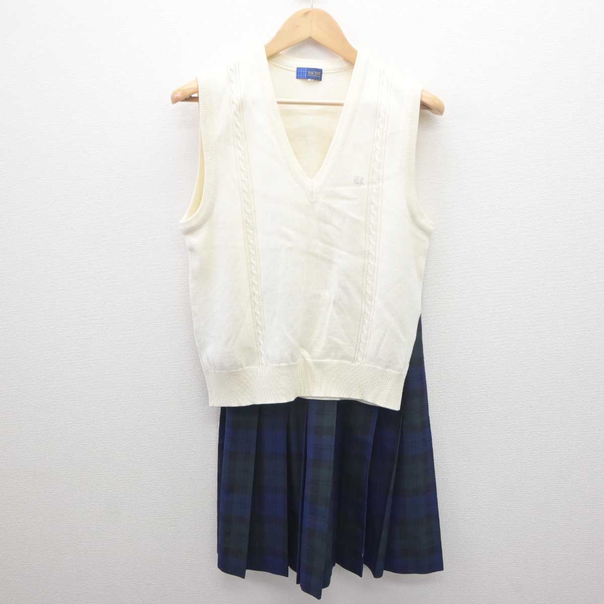 【中古】千葉県 千葉敬愛高等学校旧制服 女子制服 2点 ニットベスト・スカート Sf061578 中古制服通販パレイド