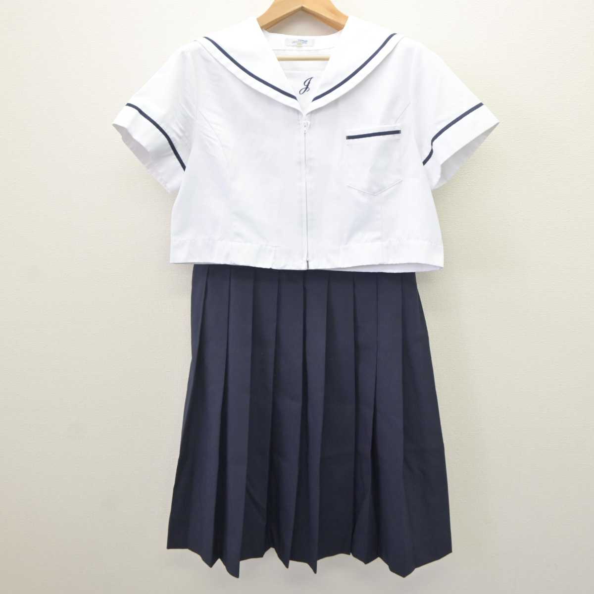 【中古】福岡県 福岡工業大学附属城東高等学校 女子制服 2点 セーラー服・スカート Sf064971 中古制服通販パレイド