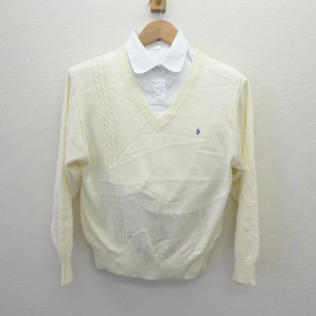【中古】東京都 白梅学園高等学校旧モデル 女子制服 2点 ニット・シャツ Sf066412 中古制服通販パレイド